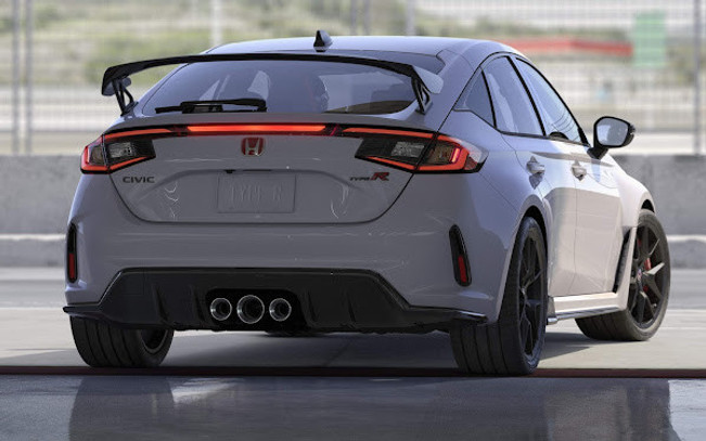 Dudak uçuklatan fiyatı ile 2023 Honda Civic Type R